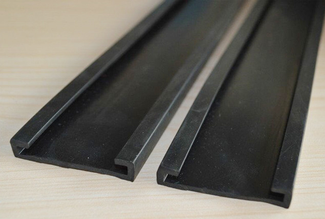 U shaped black rubber solid density extruded fuel tank strip epdm ...